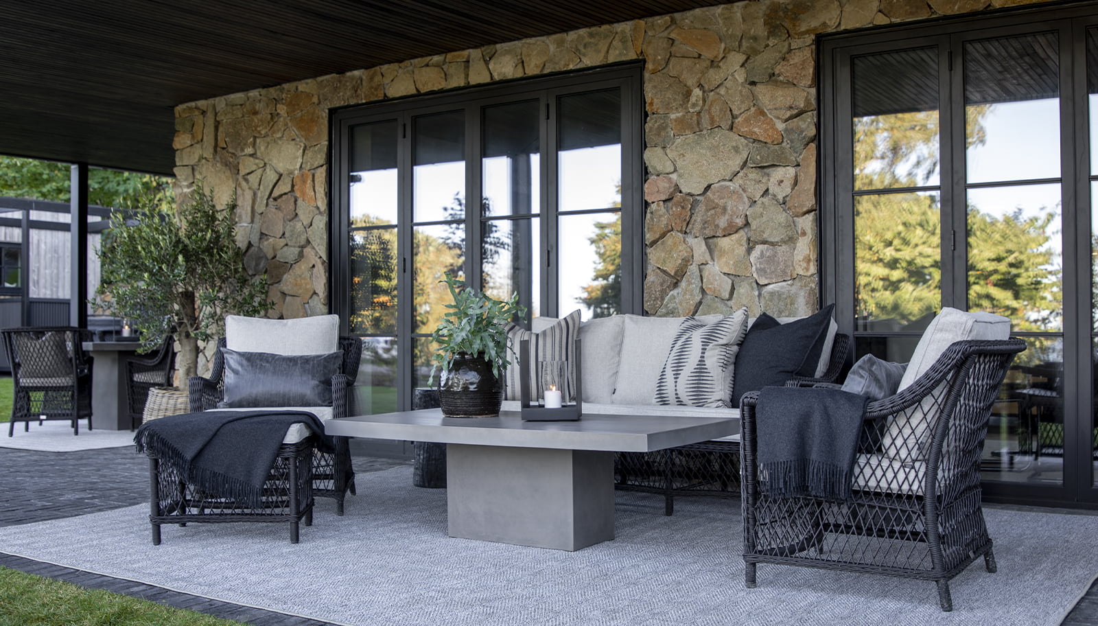 RUSTIC OASIS - Artwood